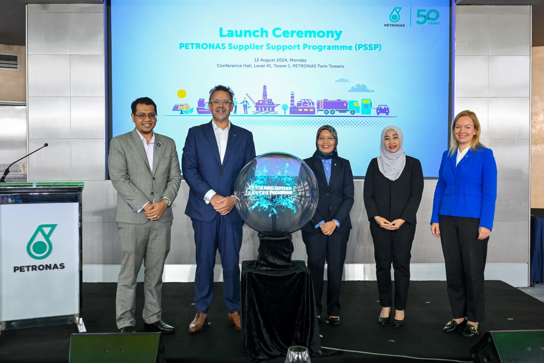PETRONAS Launches Supplier Support Programme for Sustainable Practices in OGSE | PETRONAS Global
